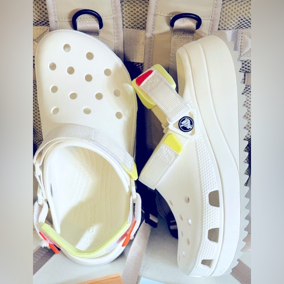 CROCS | Shoes | Gently Used Crocs Classic Hiker Clog White Sandals In ...